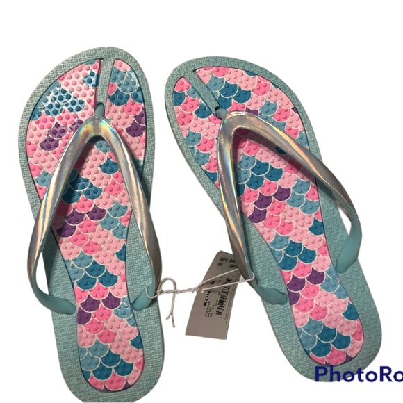 Kohl's | Shoes | Nwt Mermaid Flip Flop Size 34 | Poshmark